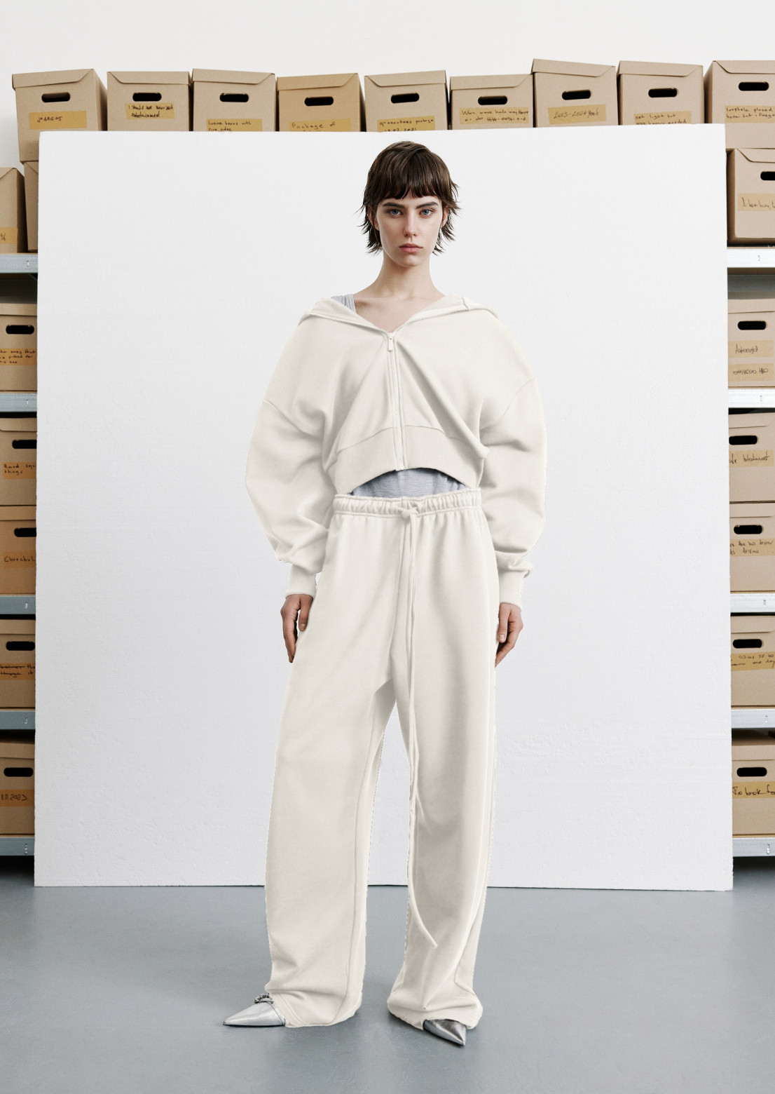 Natural color dense three-thread hoodie with a zipper