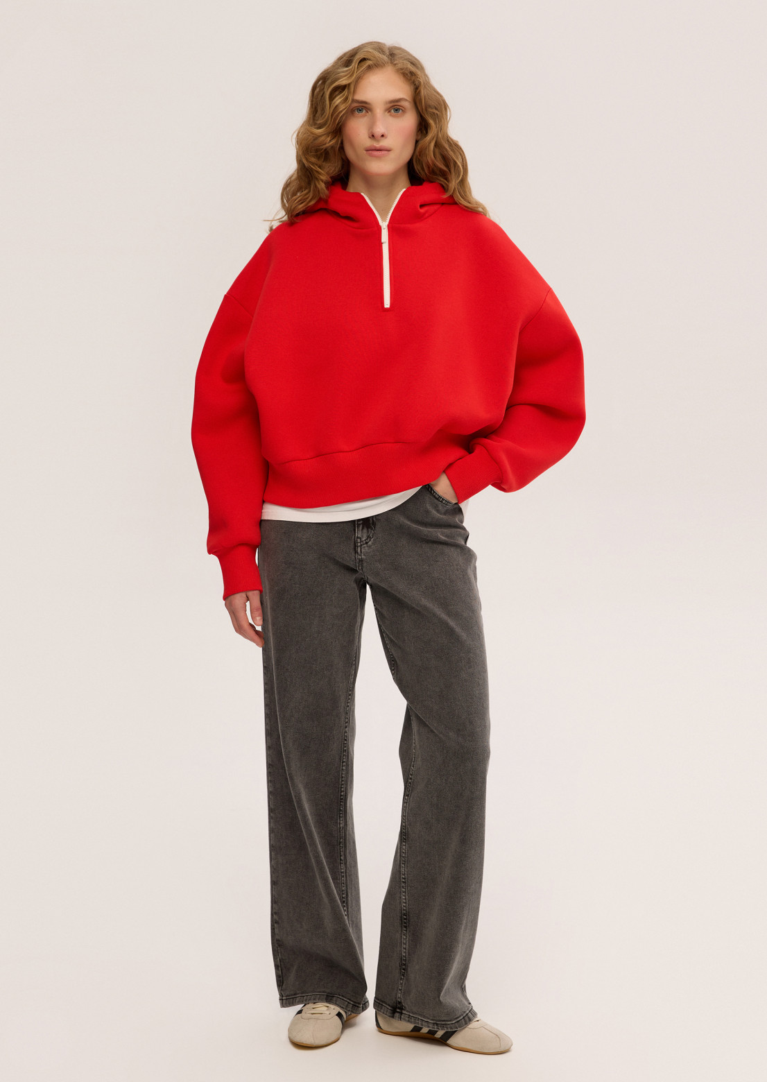 Flame scarlet (red) three-thread insulated sweatshirt with zipper and hood
